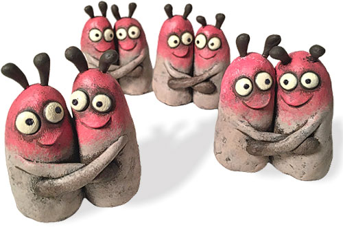 Give a hug – Polymer Clay Daily